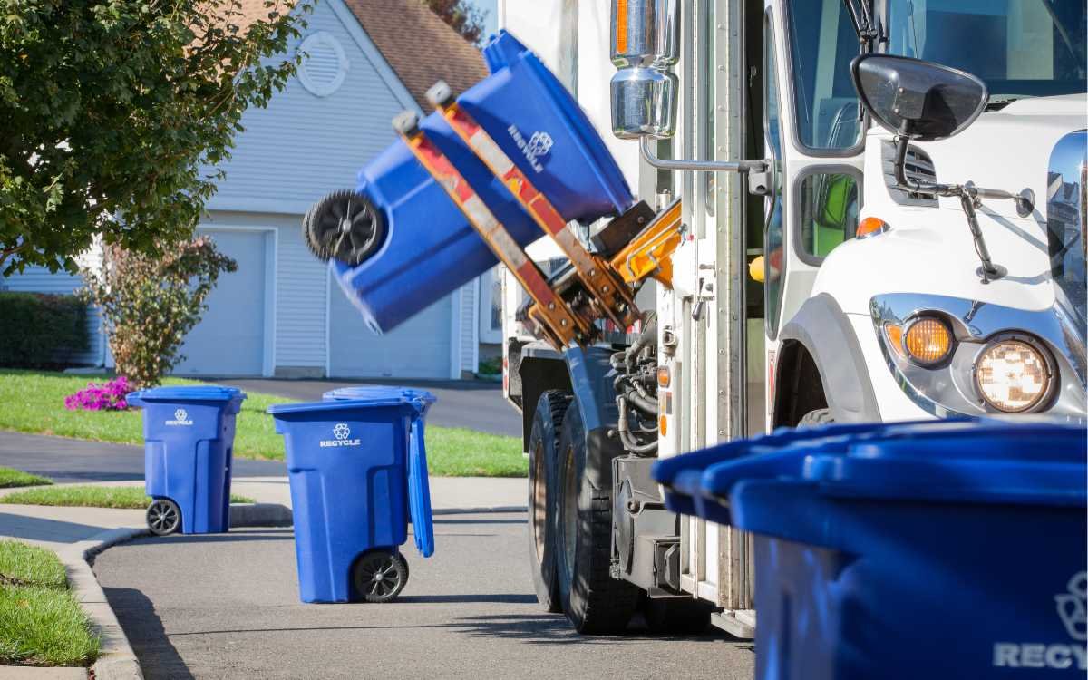 How Does Recycling Help the Environment? | GME